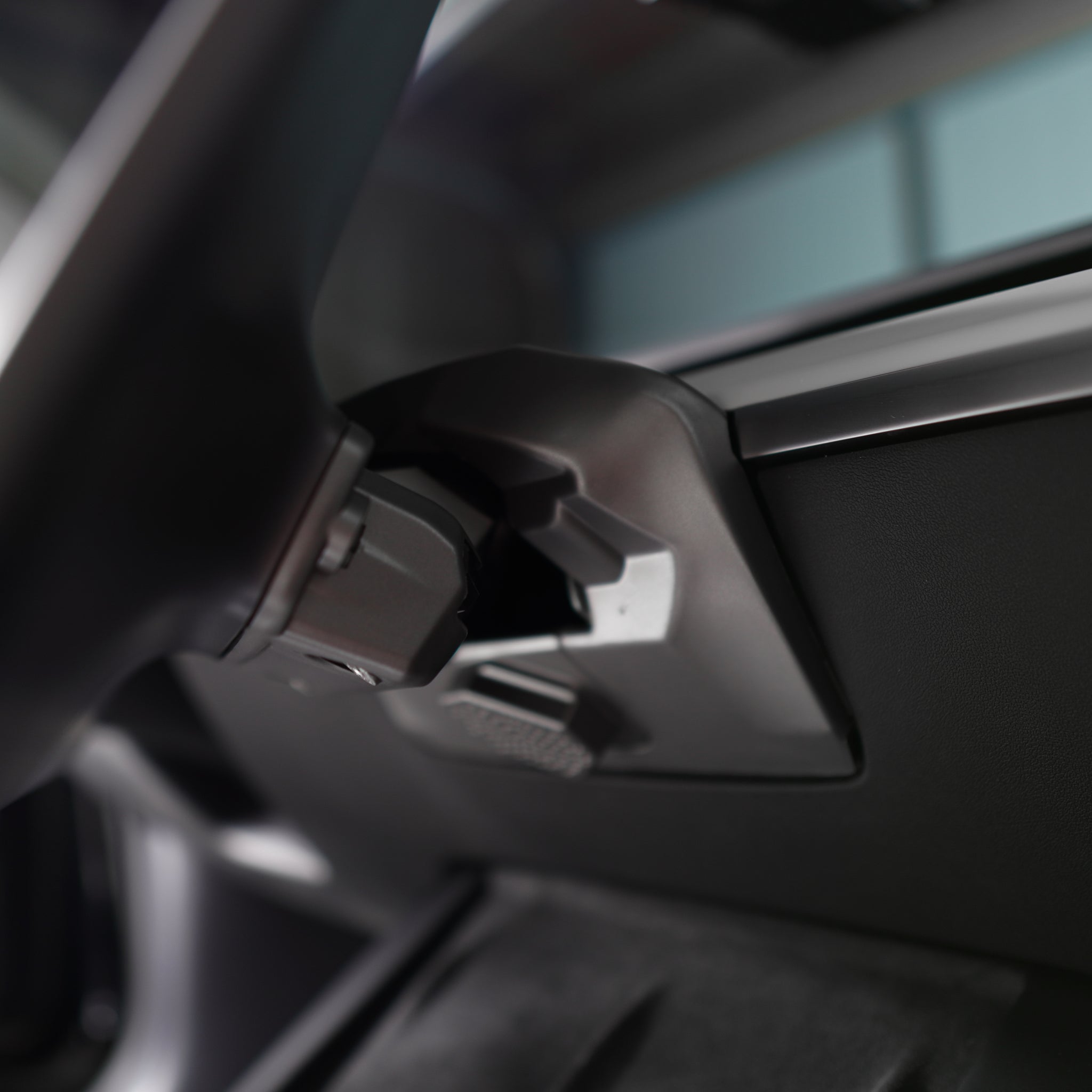 Rotating Screen Mount for Model 3 Highland & Y Juniper (3rd Gen) – Tesstuff